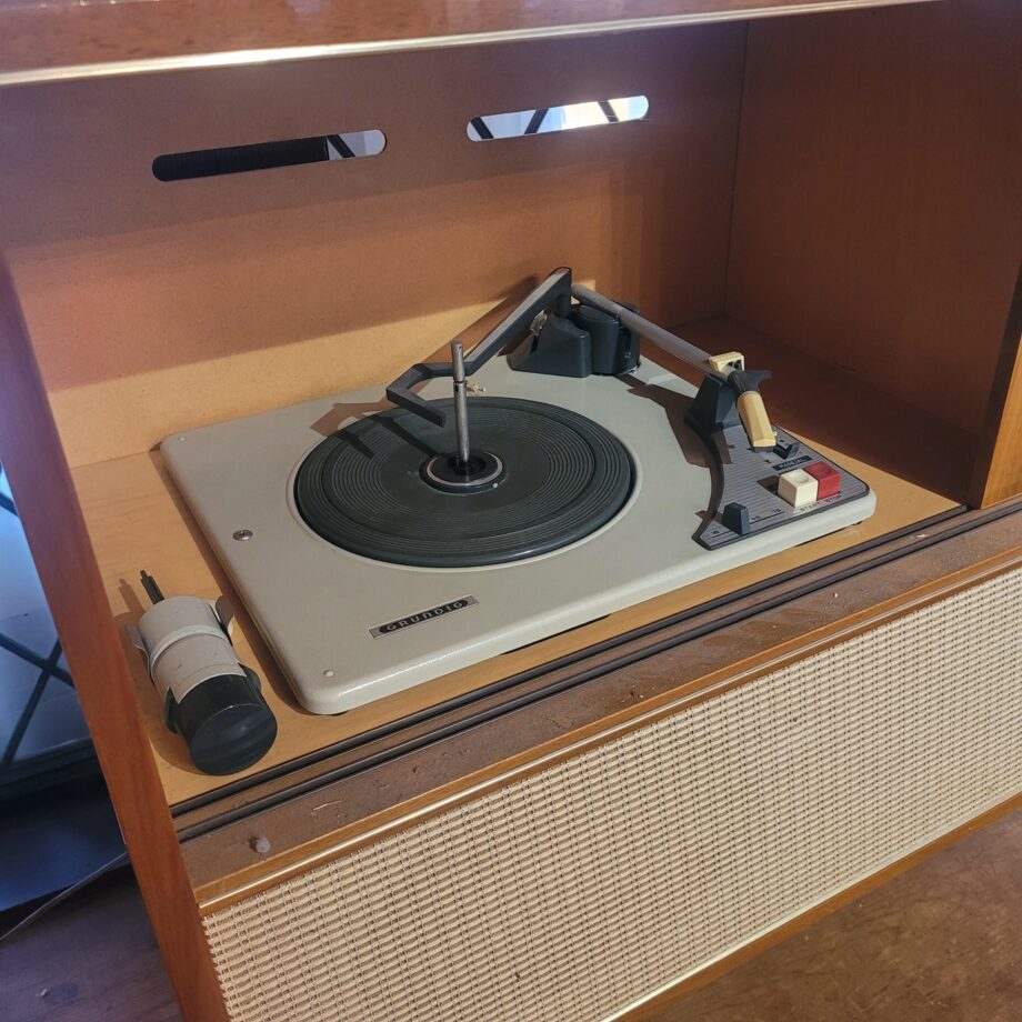 MCM Record Player & Reciever Grundig Stereogram – Salvage One